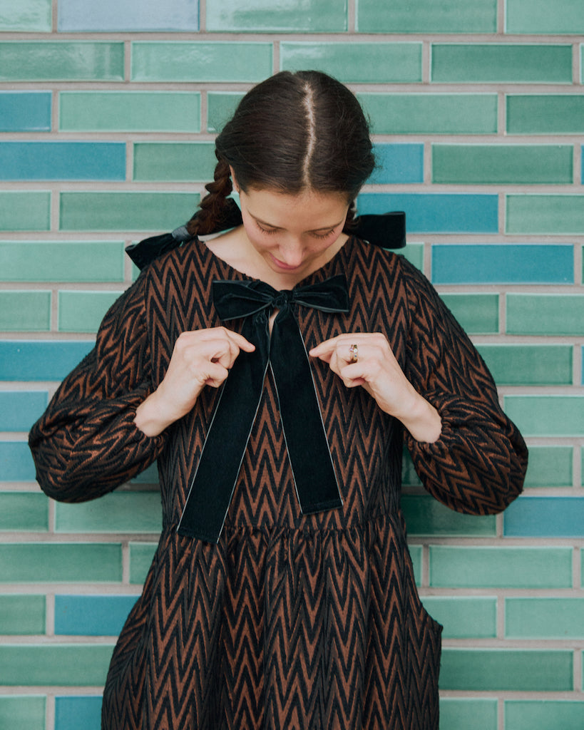 Bowie Jacquard – faithrowanleeves